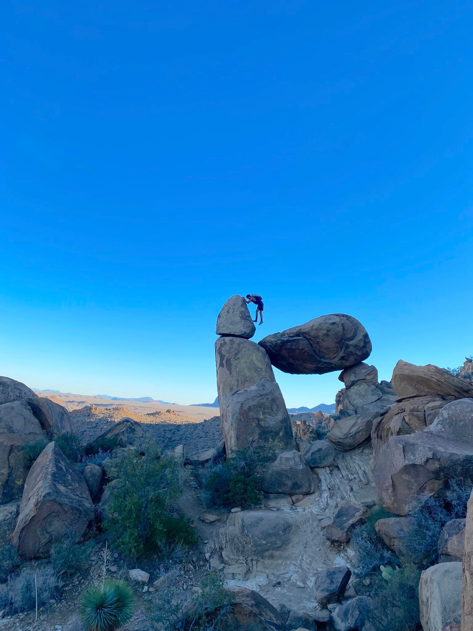 How to Visit Balanced Rock in Big Bend National Park - TRAVEL WITH MIKE ...
